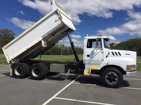 Tipper Trucks >> There are 357 Tipper Trucks for Sale Australia Wide ...